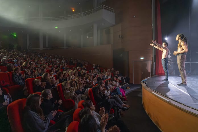 La Salle Rouge | Art & Âme Corse